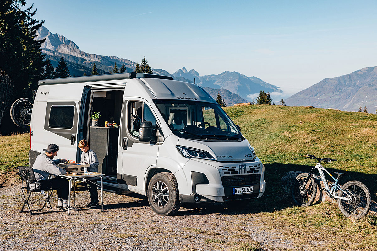 Capron GmbH Neustadt - SUNLIGHT - Camper Vans CLIFF Adventure - Die ...