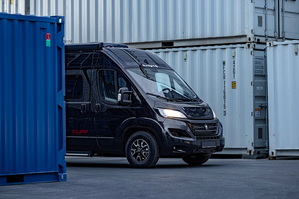 Capron GmbH Neustadt - SUNLIGHT - Camper Vans CLIFF 600 XX - Die ...