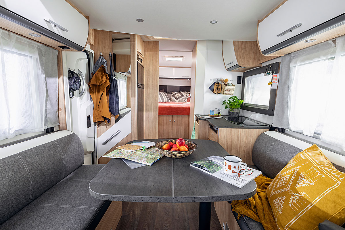 Capron GmbH Neustadt - SUNLIGHT - Semi-Integrated - The motorhome factory