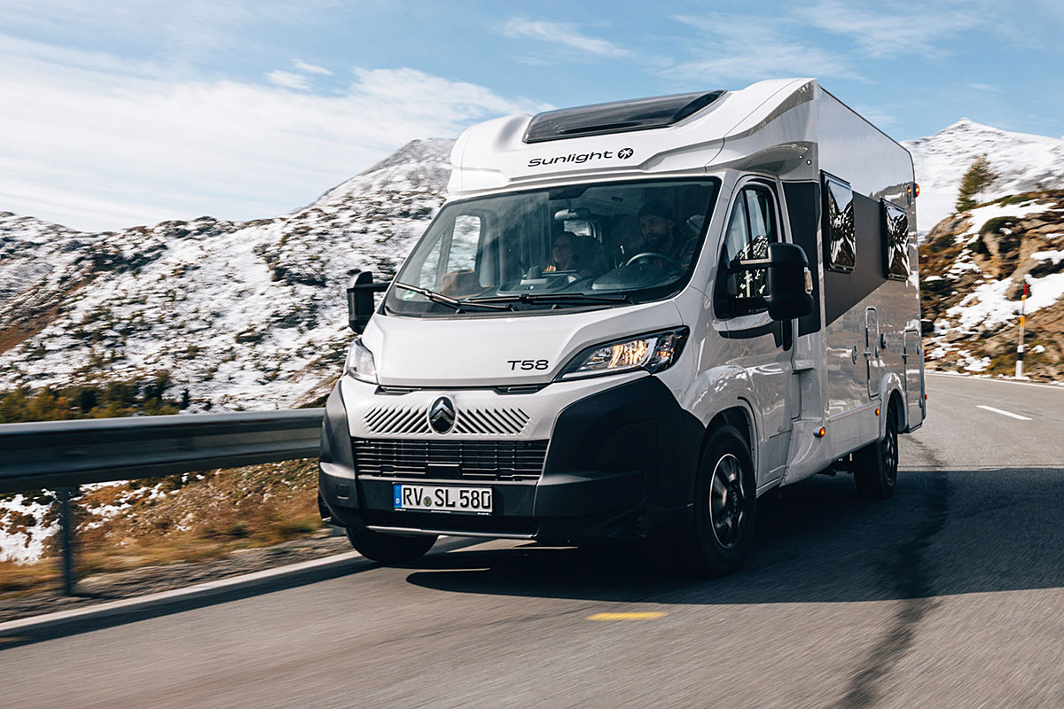 Capron GmbH Neustadt - SUNLIGHT - Semi-Integrated - The motorhome factory